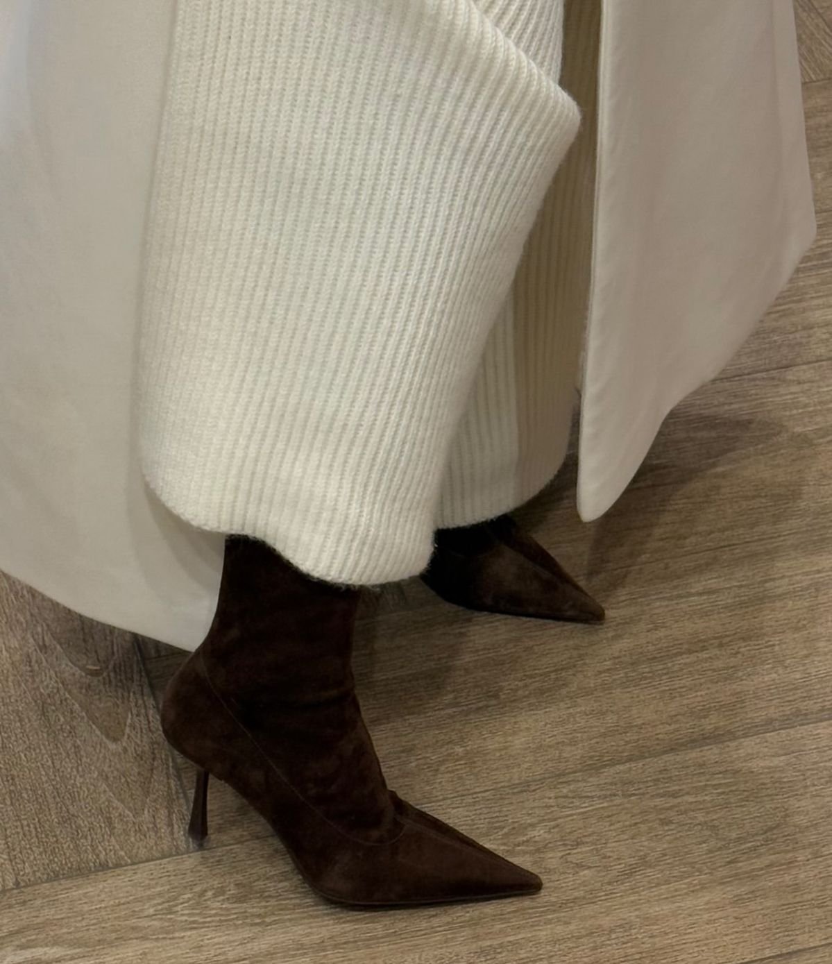 Модные сапоги на зиму 2026 - как выбрать актуальную пару - Hochu.ua