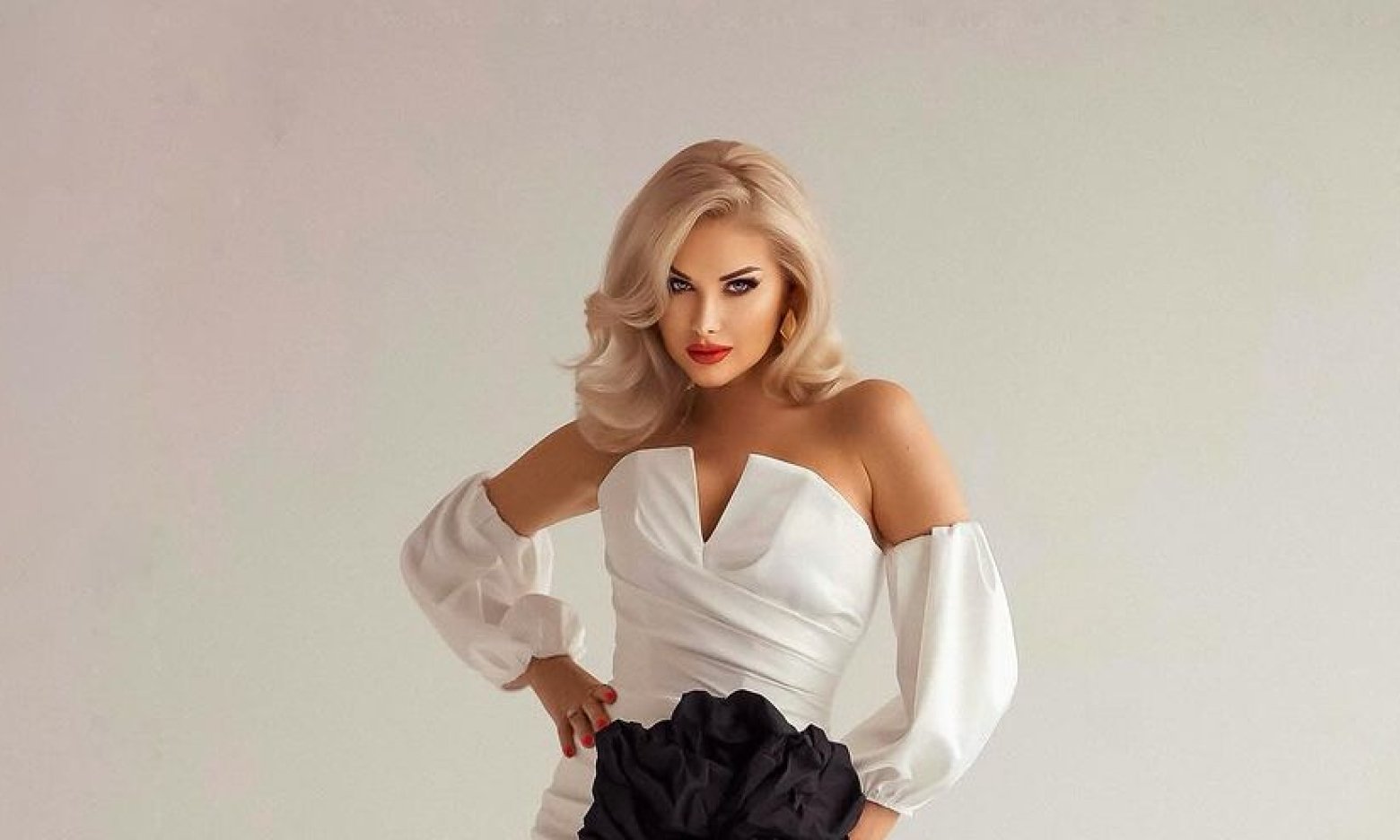 Дохід Катерини Бужинської - скільки заробляє співачка - Hochu.ua