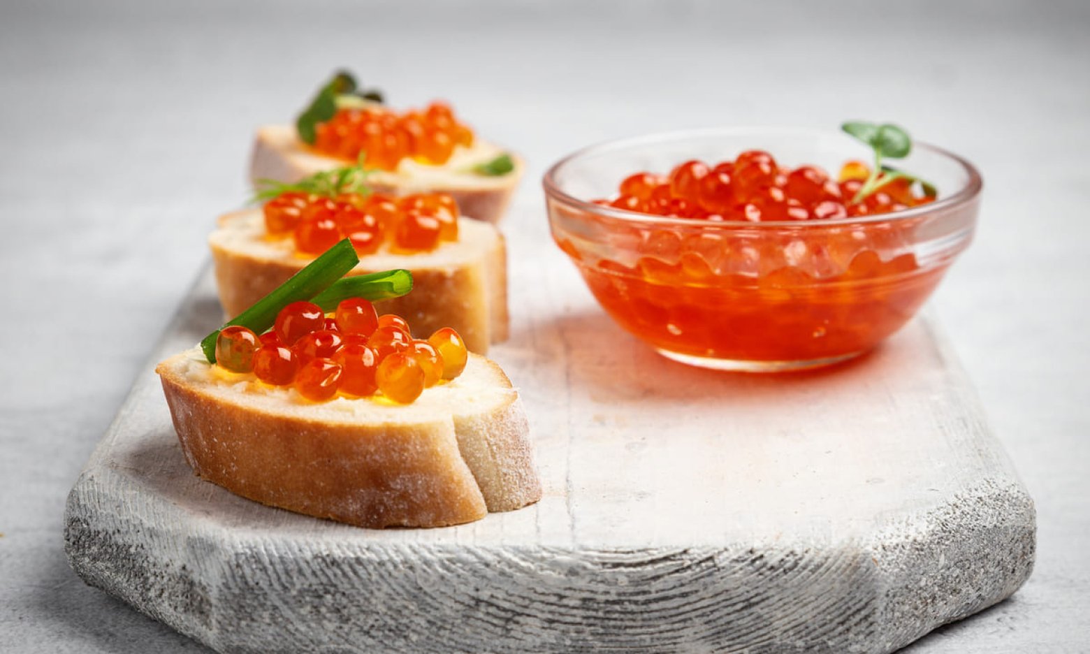 Як перевірити якість ікри - лайфхак з гарячою водою - Hochu.ua