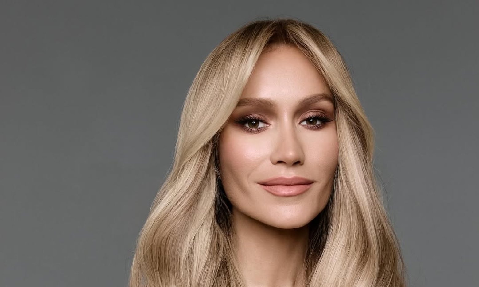 Мисс Вселенная 2025 - София Ткачук прошла в эффектном бикини - видео - Hochu.ua