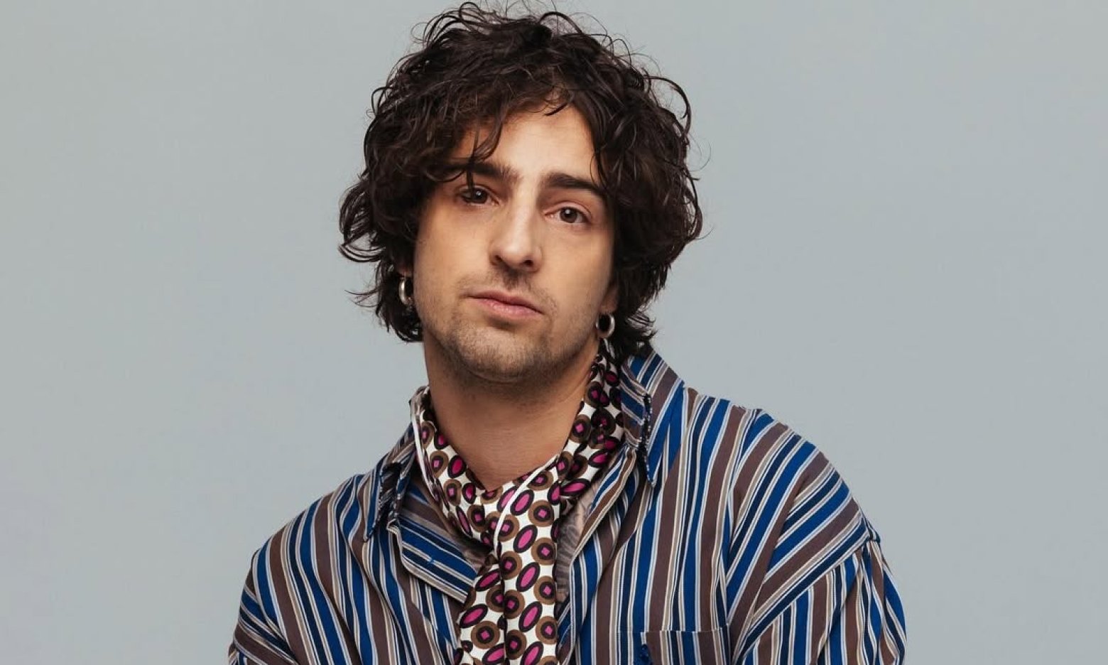 Дівчина Володимира Дантеса показала, як він доглядає за шкірою обличчя - фото - Hochu.ua