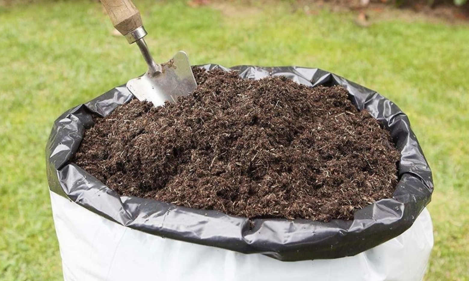 Как сделать компост в пакете – быстрый способ - Hochu.ua