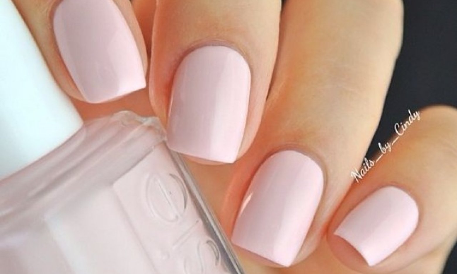 Розовый маникюр: 50 лучших идей модного нежно-розового дизайна ногтей ...